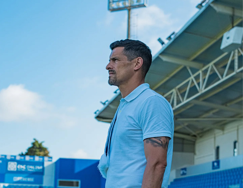 Ricardo Costa assume comando técnico do Feirense – Rádio Sintonia